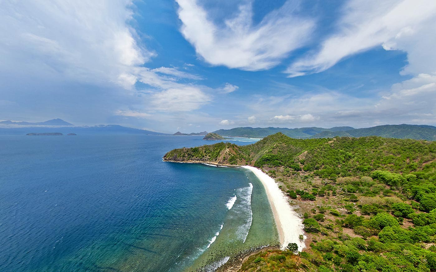 Rinjani Bay - Oceanfront Land Plots from US$75K